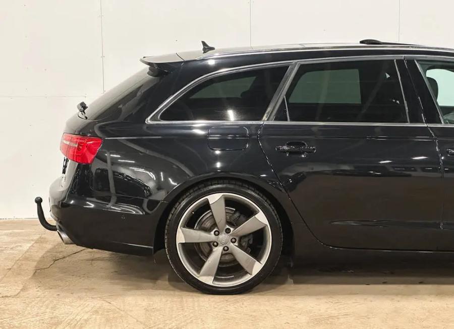 Black Audi A6 2012 in Jurmala, with an engine capacity of 3.00 L and mileage of 331 thousand km for 11995 €, photo 17 on AUTOMOTO.COM.LV