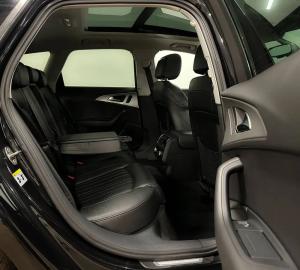 Black Audi A6 2012 in Jurmala, with an engine capacity of 3.00 L and mileage of 331 thousand km for 11995 €, photo 26 on AUTOMOTO.COM.LV