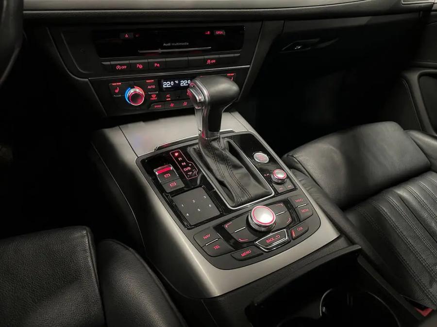 Black Audi A6 2012 in Jurmala, with an engine capacity of 3.00 L and mileage of 331 thousand km for 11995 €, photo 29 on AUTOMOTO.COM.LV