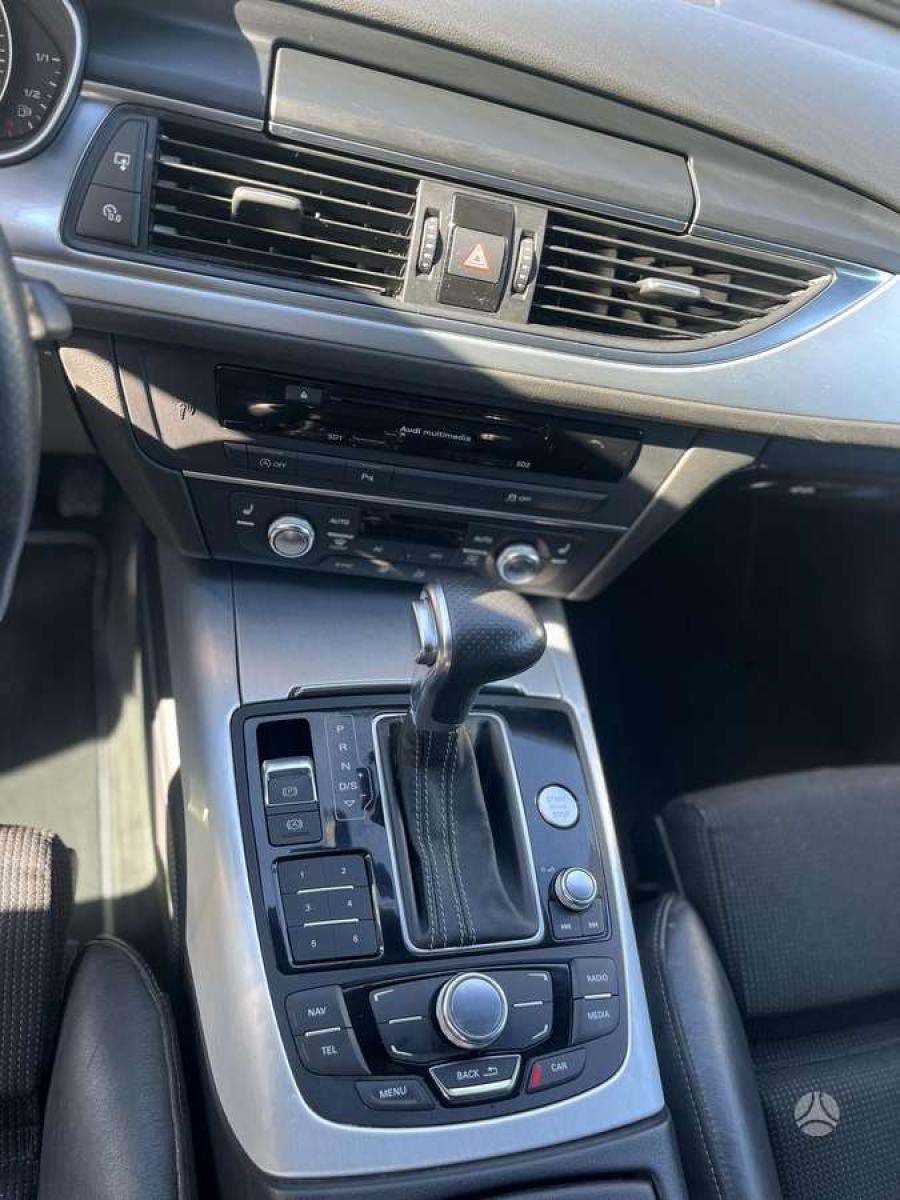 Black Audi A6 2012 in Alytus, with an engine capacity of 2.97 L and mileage of 218 thousand km for 8999 €, photo 35 on AUTOMOTO.COM.LV