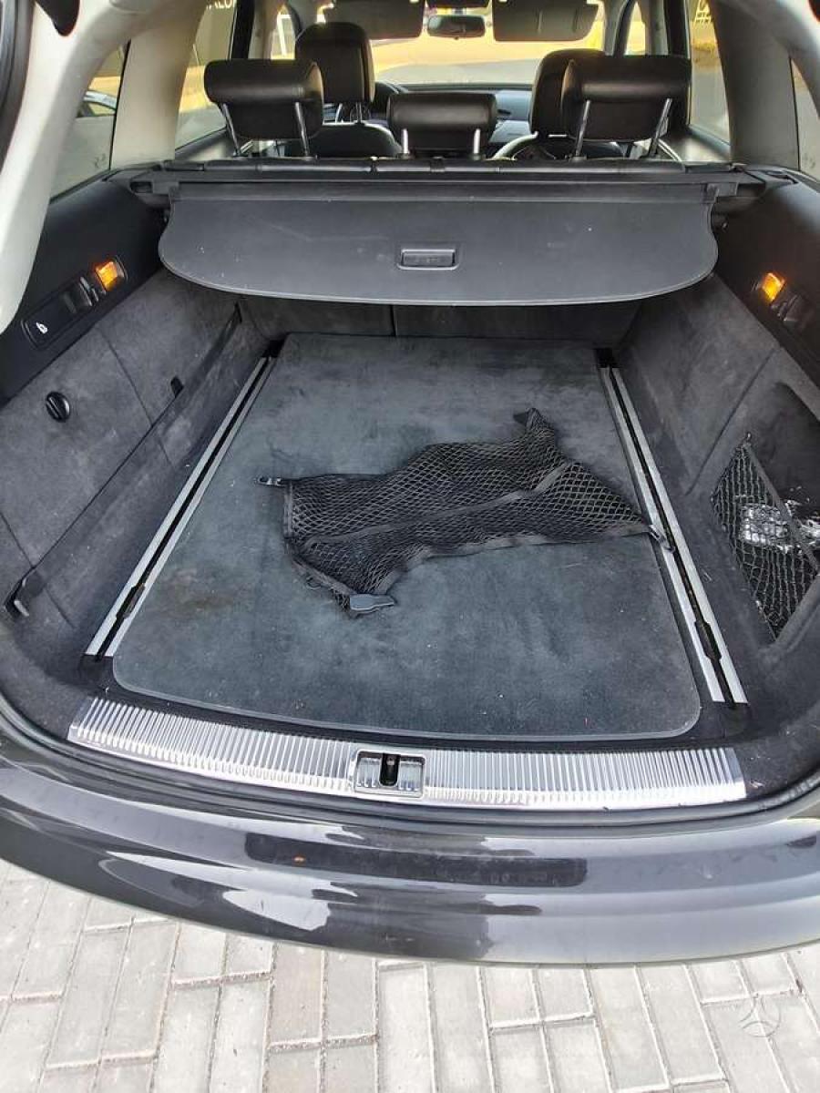 Black Audi A6 2012 in Kaunas, with an engine capacity of 2.97 L and mileage of 322 thousand km for 8950 €, photo 9 on AUTOMOTO.COM.LV