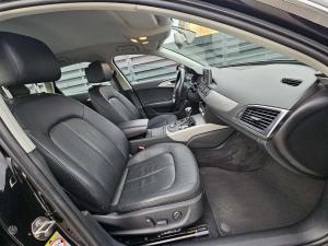 Black Audi A6 2012 in Klaipeda, with an engine capacity of 1.97 L and mileage of 290 thousand km for 8750 €, photo 13 on AUTOMOTO.COM.LV