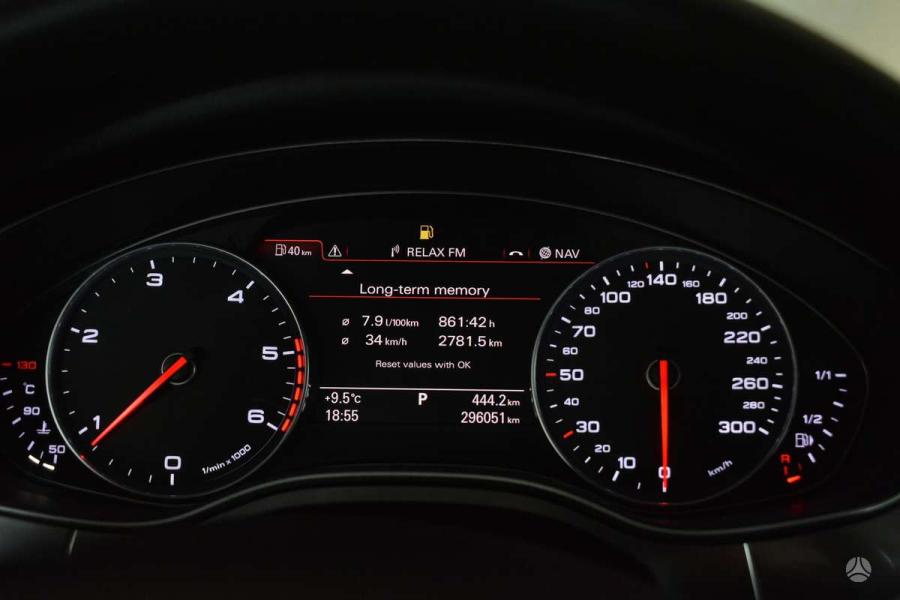 Black Audi A6 2012 in Klaipeda, with an engine capacity of 1.97 L and mileage of 290 thousand km for 8750 €, photo 23 on AUTOMOTO.COM.LV