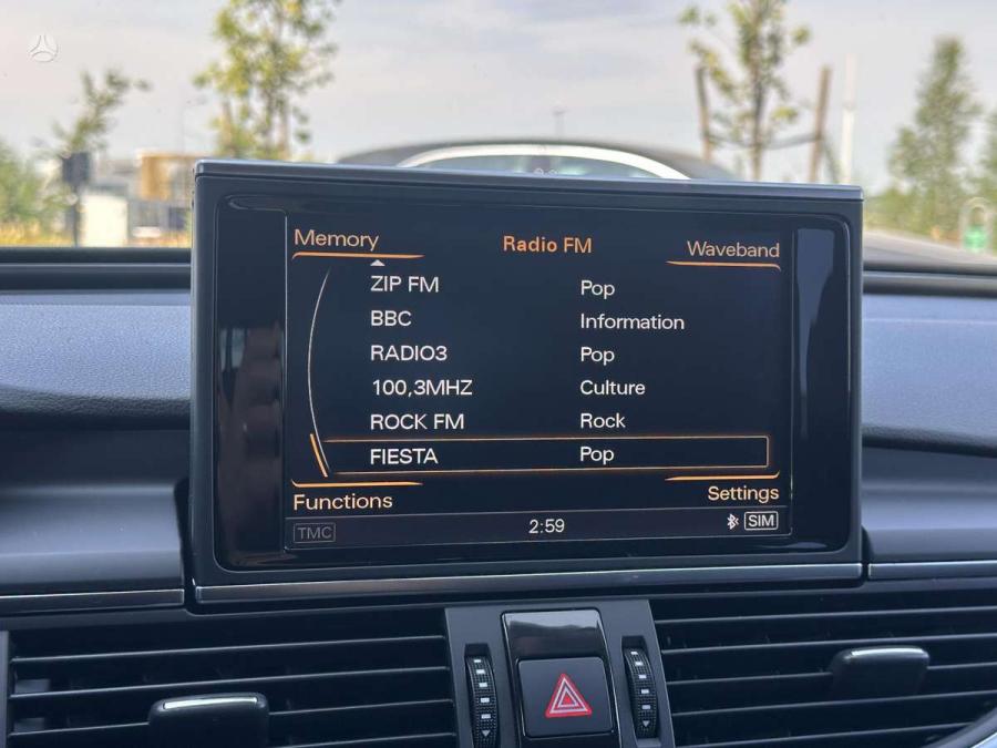 Black Audi A6 2012 in Vilnius, with an engine capacity of 2.97 L and mileage of 306 thousand km for 11000 €, photo 15 on AUTOMOTO.COM.LV
