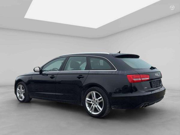 Black Audi A6 2012 in Kaunas, with an engine capacity of 2.00 L and mileage of 291 thousand km for 8990 €, photo 4 on AUTOMOTO.COM.LV