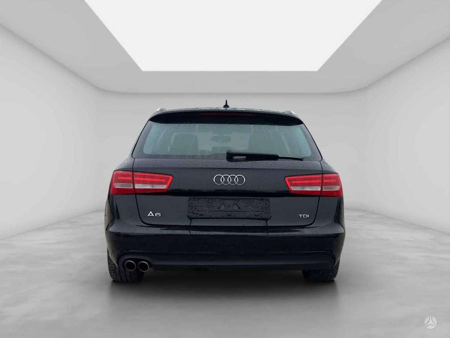 Black Audi A6 2012 in Kaunas, with an engine capacity of 2.00 L and mileage of 291 thousand km for 8990 €, photo 6 on AUTOMOTO.COM.LV