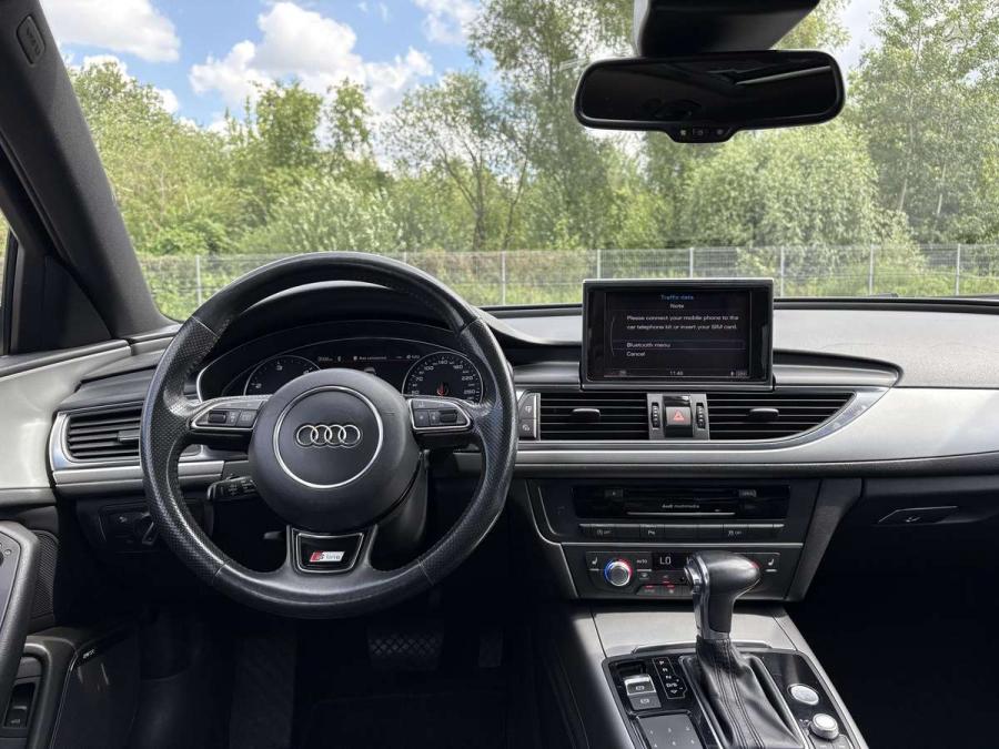 Black Audi A6 2012 in Kaunas, with an engine capacity of 2.97 L and mileage of 287 thousand km for 9200 €, photo 12 on AUTOMOTO.COM.LV