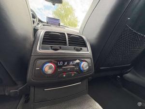 Black Audi A6 2012 in Kaunas, with an engine capacity of 2.97 L and mileage of 287 thousand km for 9200 €, photo 27 on AUTOMOTO.COM.LV
