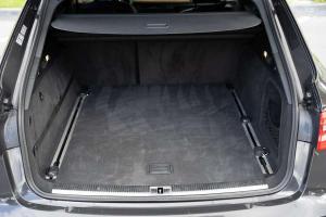 Black Audi A6 2012 in Vilnius, with an engine capacity of 2.97 L and mileage of 249 thousand km for 14800 €, photo 9 on AUTOMOTO.COM.LV