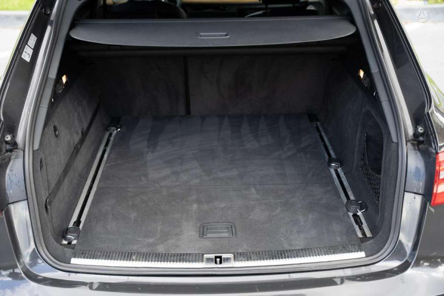 Black Audi A6 2012 in Vilnius, with an engine capacity of 2.97 L and mileage of 249 thousand km for 14800 €, photo 9 on AUTOMOTO.COM.LV