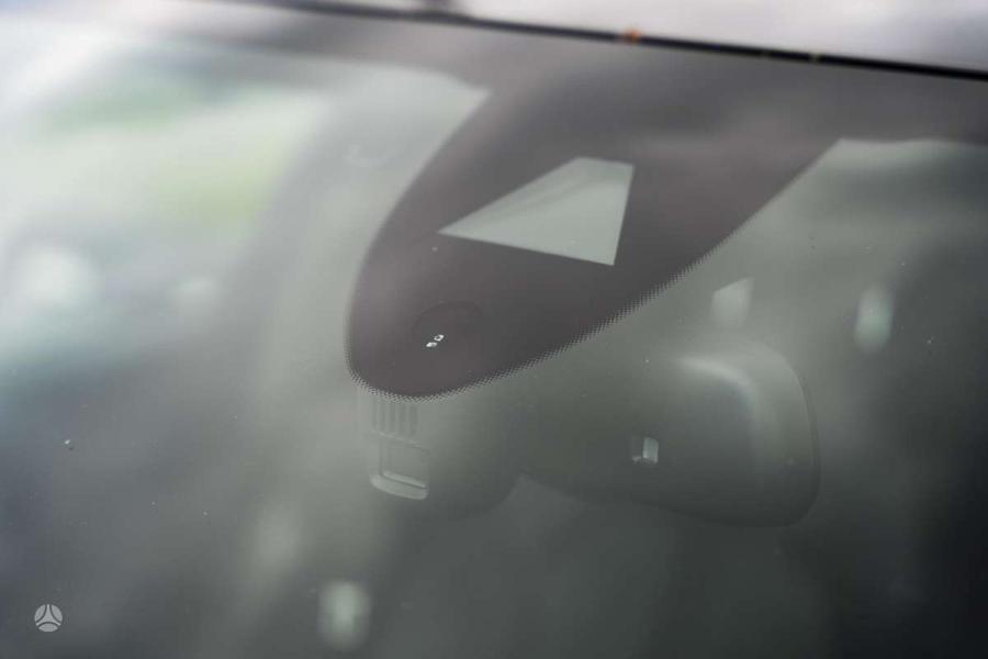 Black Audi A6 2012 in Vilnius, with an engine capacity of 2.97 L and mileage of 249 thousand km for 14800 €, photo 21 on AUTOMOTO.COM.LV
