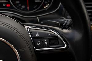 Black Audi A6 2012 in Vilnius, with an engine capacity of 2.97 L and mileage of 249 thousand km for 14800 €, photo 30 on AUTOMOTO.COM.LV