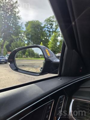 Black Audi A6 2012 in Cesis, with an engine capacity of 3.00 L and mileage of 389 thousand km for 12300 €, photo 12 on AUTOMOTO.COM.LV