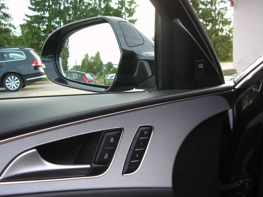 Black Audi A6 2012 in Sigulda, with an engine capacity of 3.00 L and mileage of 247 thousand km for 14950 €, photo 21 on AUTOMOTO.COM.LV