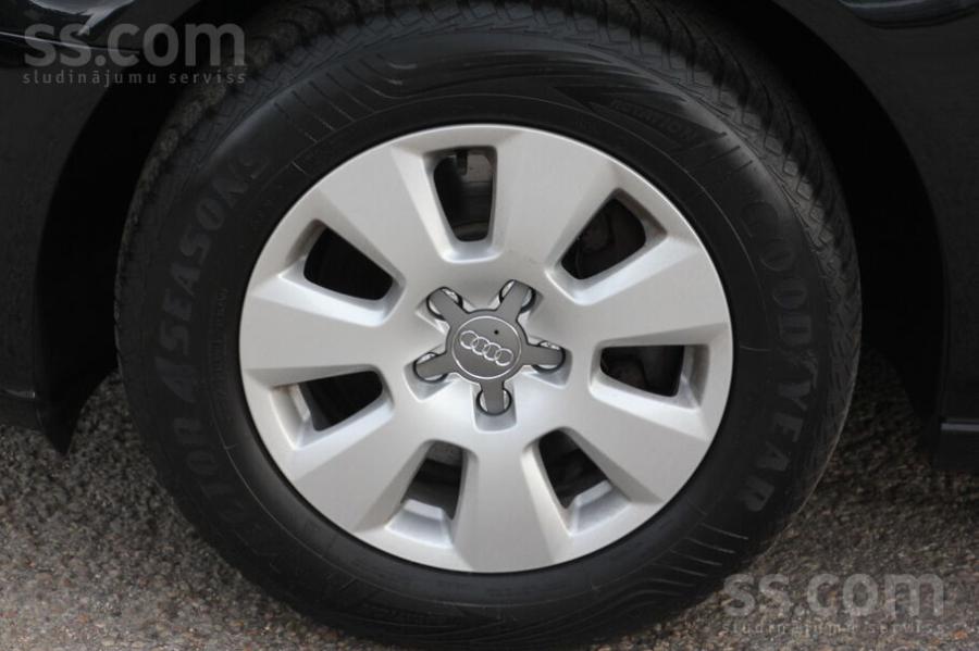 Melns Audi A6 2012 Tukums, ar dzinēja tilpumu 2.00 L un nobraukumu 274 tūkst. km par 8990 €, foto 17 vietnē AUTOMOTO.COM.LV
