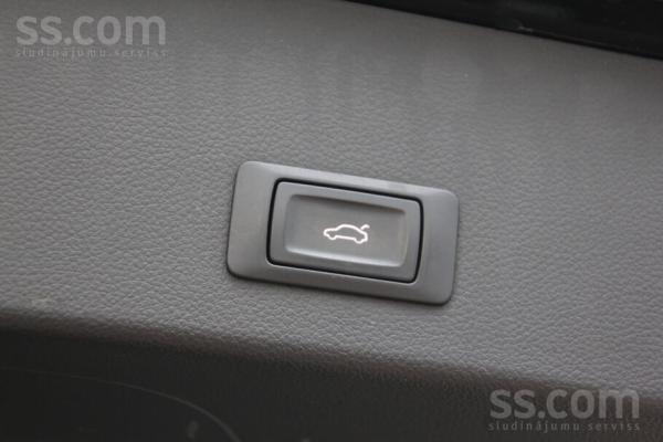 Audi A6 2012 in Tukums on AUTOMOTO.COM.LV Black Audi A6 2012 in Tukums, with an engine capacity of 2.00 L and mileage of 274 thousand km for 8990 €, photo 7 on AUTOMOTO.COM.LV