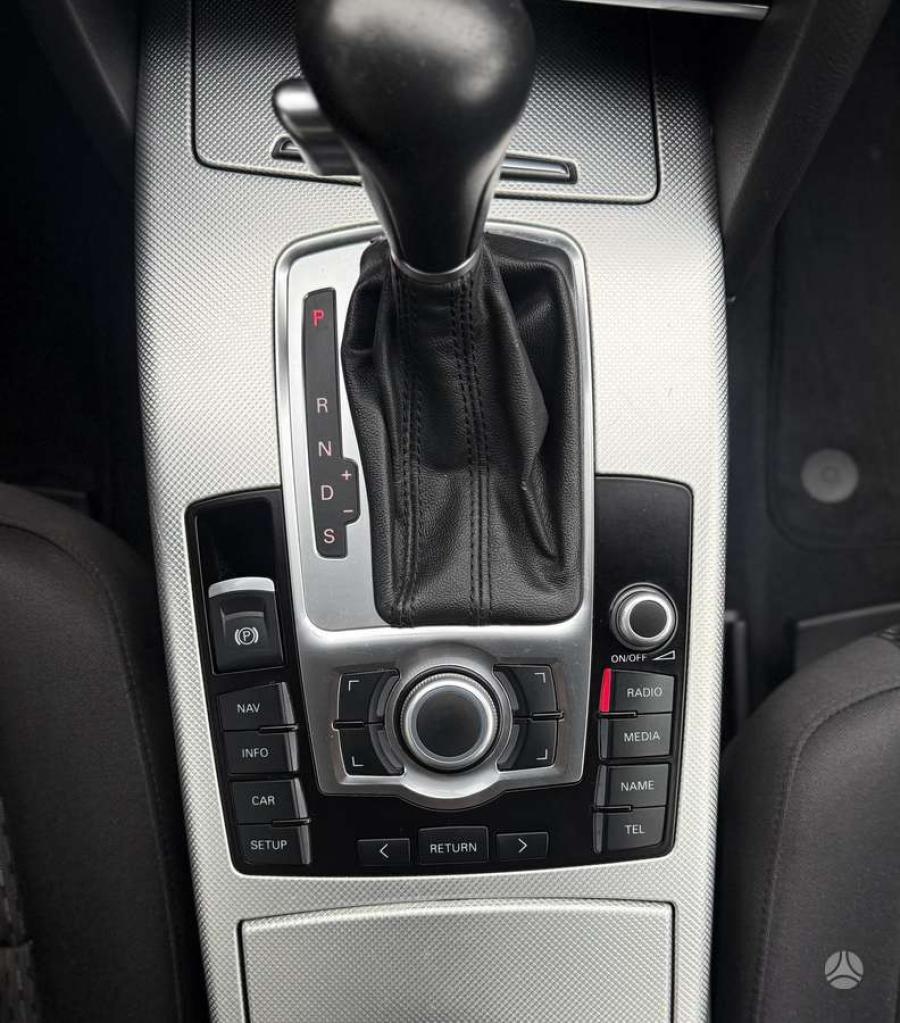 Melns Audi A6 2012 Viļņa, ar dzinēja tilpumu 1.98 L un nobraukumu 234 tūkst. km par 4000 €, foto 17 vietnē AUTOMOTO.COM.LV