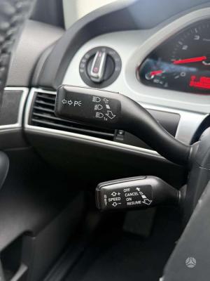 Melns Audi A6 2012 Viļņa, ar dzinēja tilpumu 1.98 L un nobraukumu 234 tūkst. km par 4000 €, foto 19 vietnē AUTOMOTO.COM.LV