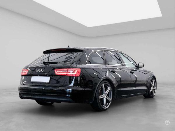 Black Audi A6 2012 in Kaunas, with an engine capacity of 2.00 L and mileage of 333 thousand km for 8990 €, photo 4 on AUTOMOTO.COM.LV