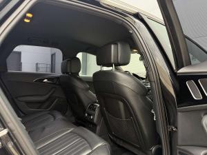 Black Audi A6 2012 in Utena, with an engine capacity of 2.97 L and mileage of 255 thousand km for 12950 €, photo 40 on AUTOMOTO.COM.LV