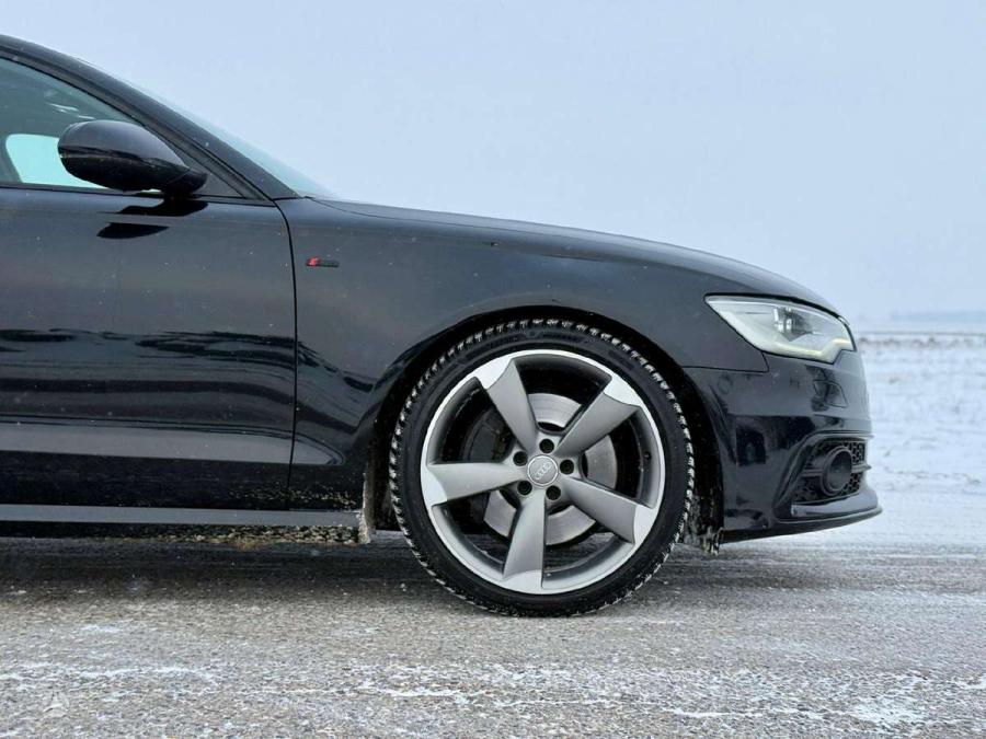 Black Audi A6 2013 in Vilkaviskis, with an engine capacity of 2.97 L and mileage of 217 thousand km for 14500 €, photo 8 on AUTOMOTO.COM.LV