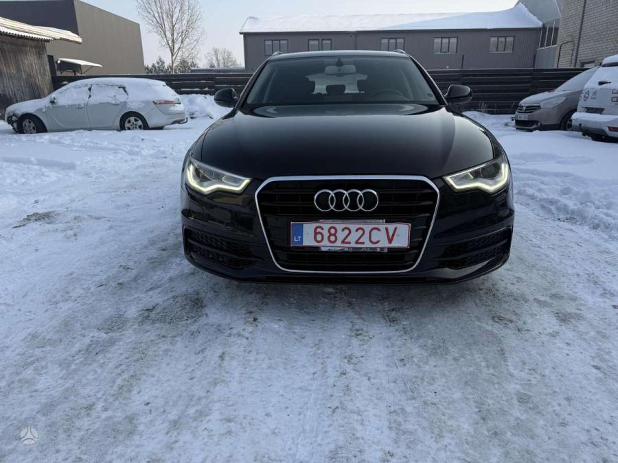 Black Audi A6 2013 in Siauliai, with an engine capacity of 2.97 L and mileage of 290 thousand km for 8500 €, photo 1 on AUTOMOTO.COM.LV