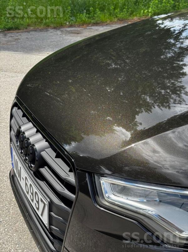 Black Audi A6 2013 in Riga, with an engine capacity of 3.00 L and mileage of 358 thousand km for 13800 €, photo 4 on AUTOMOTO.COM.LV