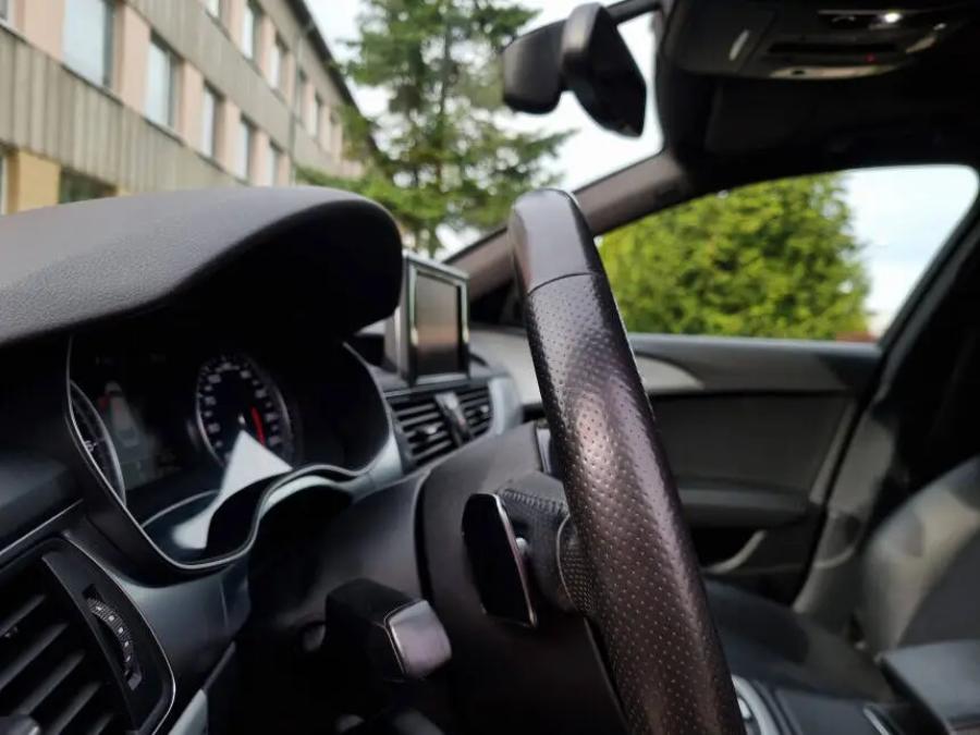 Melns Audi A6 2013 Jēkabpils, ar dzinēja tilpumu 2.00 L un nobraukumu 293 tūkst. km par 13500 €, foto 16 vietnē AUTOMOTO.COM.LV
