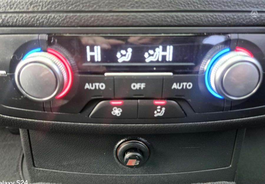 Black Audi A6 2013 in Siauliai, with an engine capacity of 3.00 L and mileage of 212 thousand km for 10350 €, photo 18 on AUTOMOTO.COM.LV