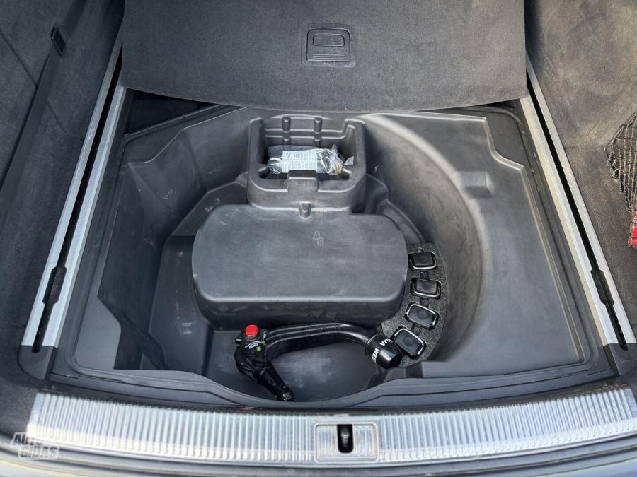 Black Audi A6 2013 in Utena, with an engine capacity of 3.00 L and mileage of 271 thousand km for 10500 €, photo 9 on AUTOMOTO.COM.LV