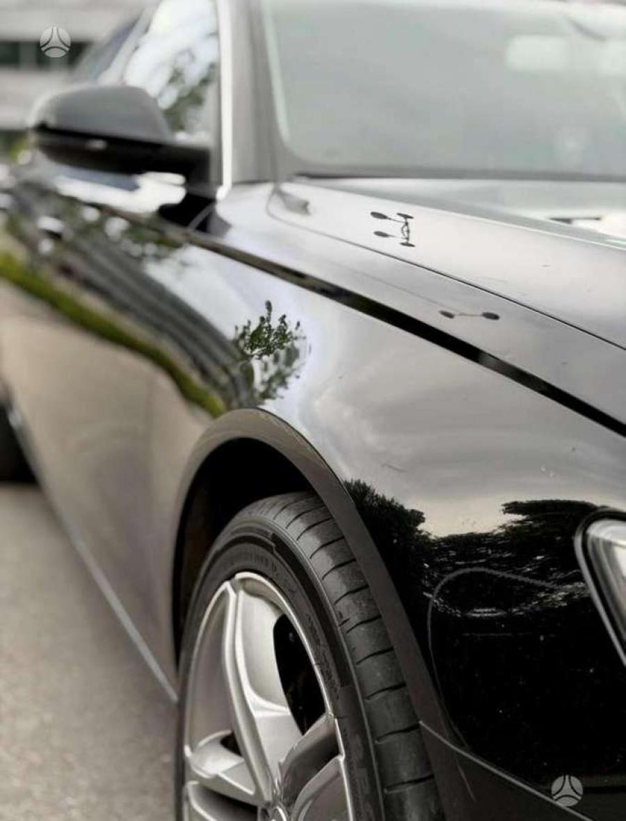 Black Audi A6 2013 in Vilnius, with an engine capacity of 3.00 L and mileage of 263 thousand km for 8500 €, photo 7 on AUTOMOTO.COM.LV