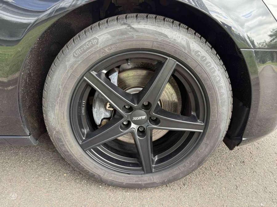 Black Audi A6 2013 in Vilnius, with an engine capacity of 2.97 L and mileage of 279 thousand km for 7450 €, photo 14 on AUTOMOTO.COM.LV
