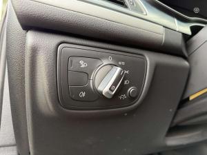 Black Audi A6 2013 in Vilnius, with an engine capacity of 2.97 L and mileage of 279 thousand km for 7450 €, photo 26 on AUTOMOTO.COM.LV