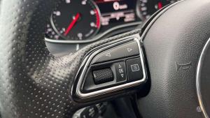 Black Audi A6 2013 in Marijampole, with an engine capacity of 3.00 L and mileage of 338 thousand km for 11600 €, photo 31 on AUTOMOTO.COM.LV