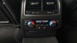 Black Audi A6 2013 in Marijampole, with an engine capacity of 3.00 L and mileage of 338 thousand km for 11600 €, photo 40 on AUTOMOTO.COM.LV