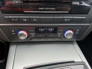 Black Audi A6 2013 in Raseiniai, with an engine capacity of 2.97 L and mileage of 272 thousand km for 9650 €, photo 25 on AUTOMOTO.COM.LV