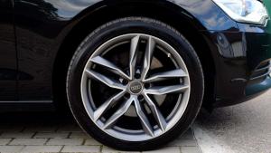 Black Audi A6 2013 in Marijampole, with an engine capacity of 2.97 L and mileage of 280 thousand km for 9900 €, photo 14 on AUTOMOTO.COM.LV