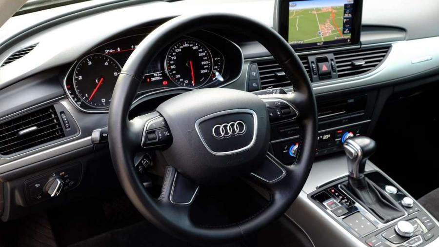 Black Audi A6 2013 in Marijampole, with an engine capacity of 2.97 L and mileage of 280 thousand km for 9900 €, photo 26 on AUTOMOTO.COM.LV