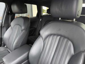 Melns Audi A6 2013 Viļņa, ar dzinēja tilpumu 2.97 L un nobraukumu 275 tūkst. km par 11000 €, foto 19 vietnē AUTOMOTO.COM.LV