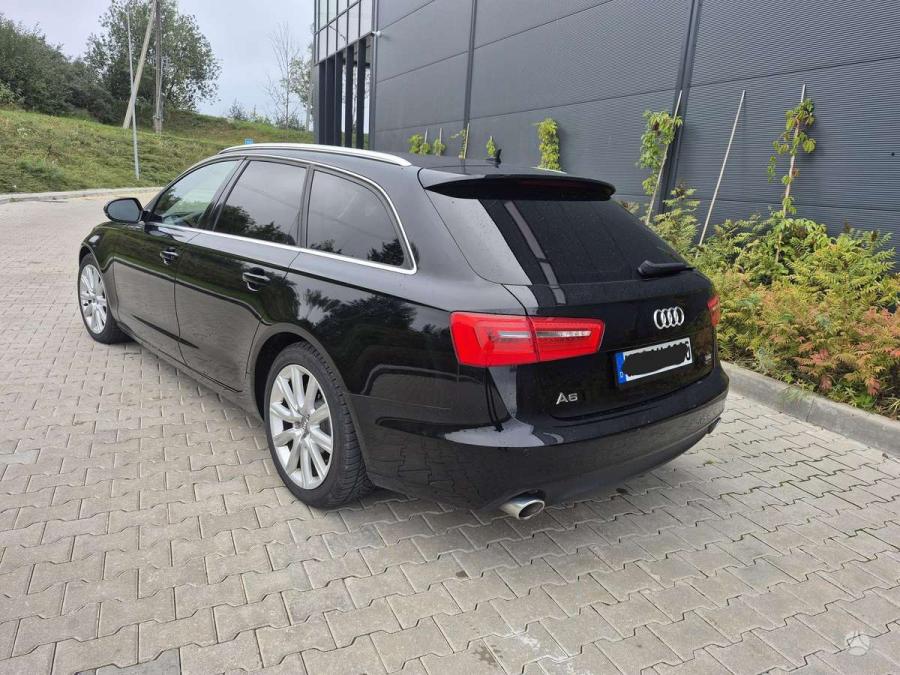 Black Audi A6 2013 in Vilnius, with an engine capacity of 2.97 L and mileage of 230 thousand km for 10000 €, photo 6 on AUTOMOTO.COM.LV