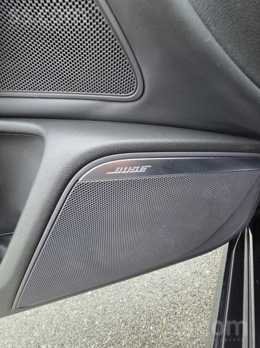 Black Audi A6 2013 in Riga, with an engine capacity of 3.00 L and mileage of 249 thousand km for 9500 €, photo 8 on AUTOMOTO.COM.LV