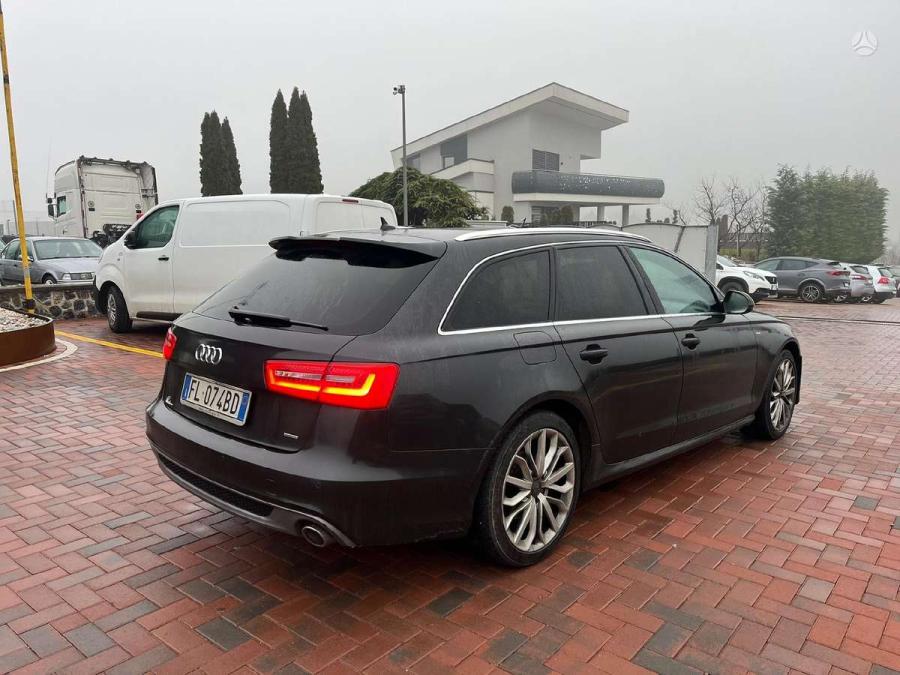 Black Audi A6 2014 in Kaunas, with an engine capacity of 3.00 L and mileage of 310 thousand km for 9500 €, photo 4 on AUTOMOTO.COM.LV