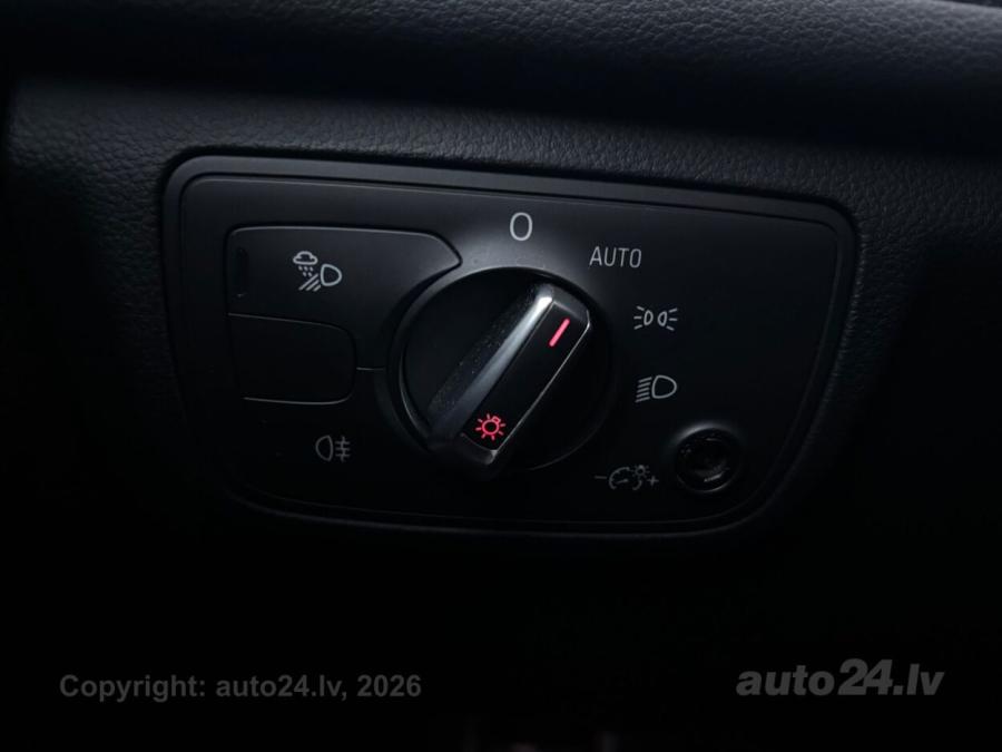 Black Audi A6 2014 in Rakvere, with an engine capacity of 3.00 L and mileage of 344 thousand km for 13000 €, photo 11 on AUTOMOTO.COM.LV