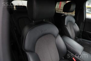 Black Audi A6 2014 in Riga, with an engine capacity of 3.00 L and mileage of 226 thousand km for 10990 €, photo 22 on AUTOMOTO.COM.LV
