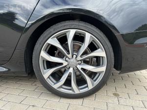 Black Audi A6 2014 in Bauska, with an engine capacity of 3.00 L and mileage of 296 thousand km for 10000 €, photo 6 on AUTOMOTO.COM.LV