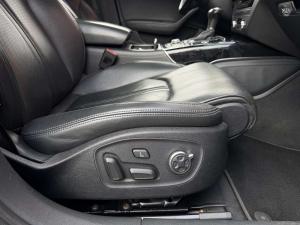 Black Audi A6 2014 in Utena, with an engine capacity of 2.97 L and mileage of 254 thousand km for 14650 €, photo 44 on AUTOMOTO.COM.LV