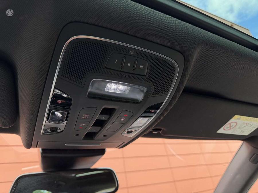 Black Audi A6 2014 in Utena, with an engine capacity of 2.97 L and mileage of 254 thousand km for 14750 €, photo 41 on AUTOMOTO.COM.LV