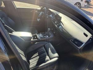 Melns Audi A6 2014 Radviliškis, ar dzinēja tilpumu 2.97 L un nobraukumu 258 tūkst. km par 12402 €, foto 13 vietnē AUTOMOTO.COM.LV