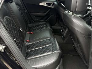 Melns Audi A6 2014 Viļņa, ar dzinēja tilpumu 1.97 L un nobraukumu 270 tūkst. km par 10400 €, foto 19 vietnē AUTOMOTO.COM.LV