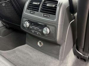 Melns Audi A6 2014 Viļņa, ar dzinēja tilpumu 1.97 L un nobraukumu 270 tūkst. km par 10400 €, foto 25 vietnē AUTOMOTO.COM.LV